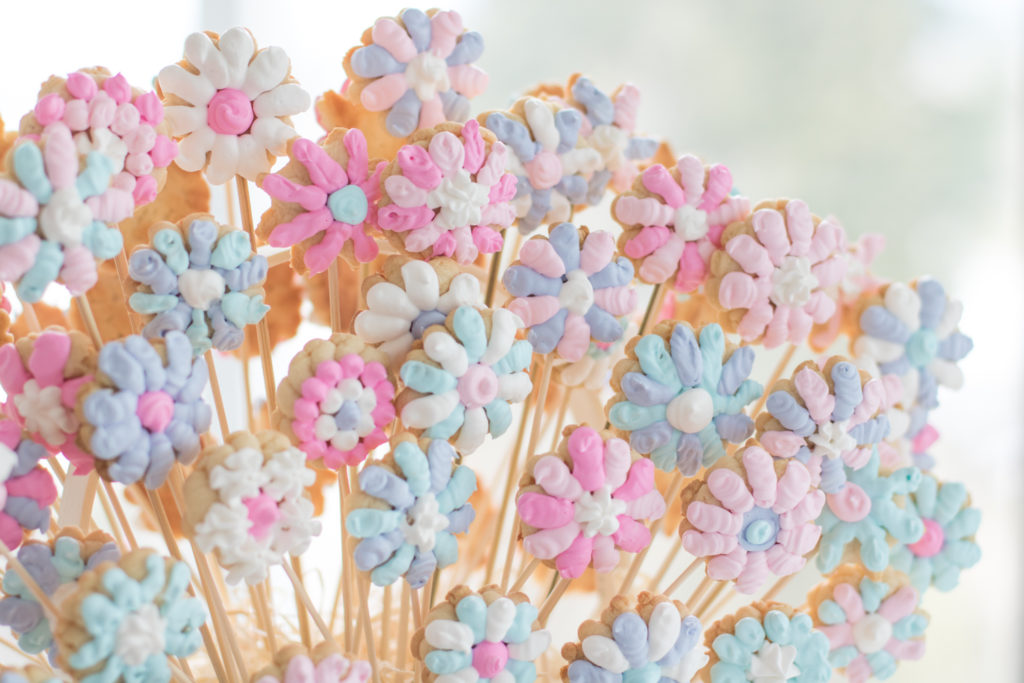 Flower Cookie Bouquet Spring DIY - Danielle Connor